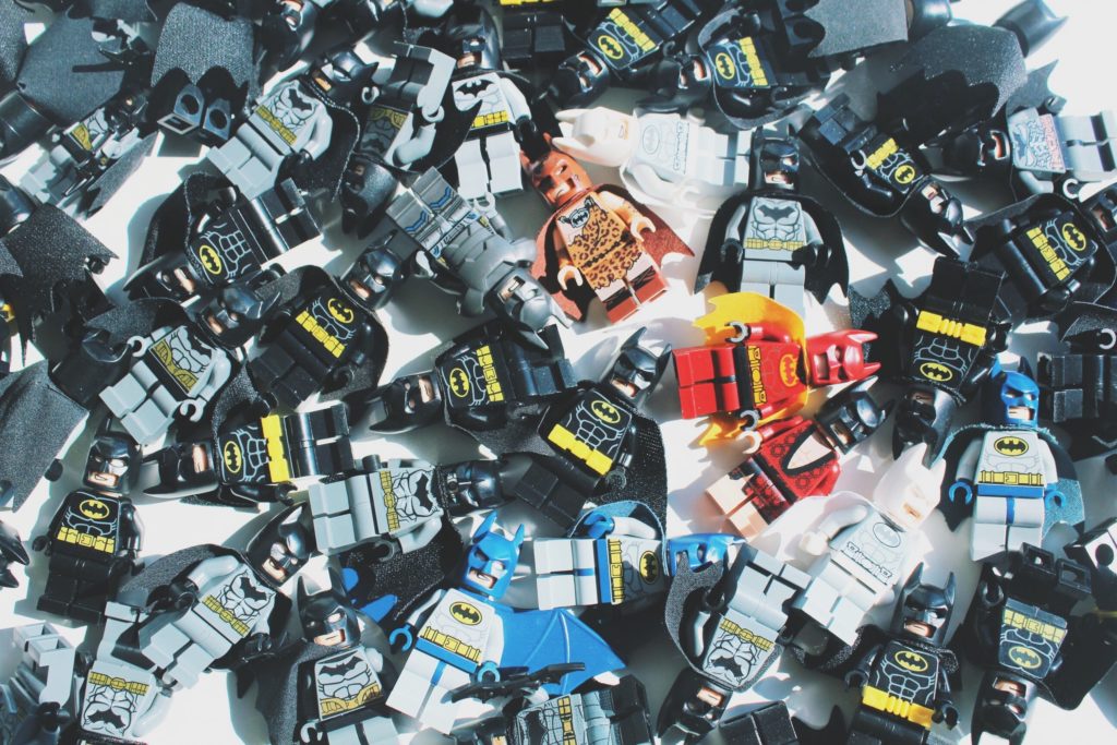 Mystery LEGO Batman Minifig - Complete with Cape and Mask - The Minifig ...