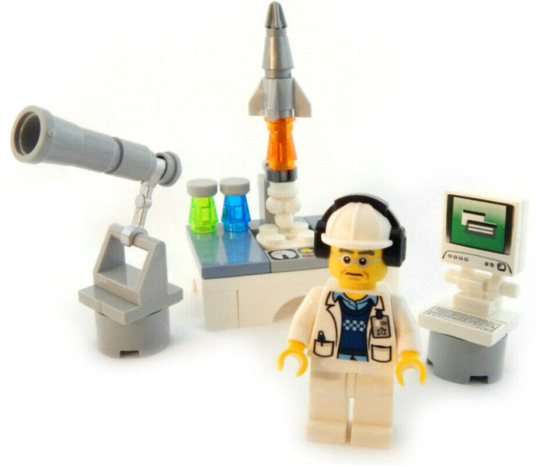LEGO Rocket Scientist Minifig Bundle - The Minifig Club