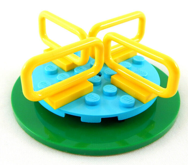 LEGO merry-go-round from Fun in the Park - The Minifig Club